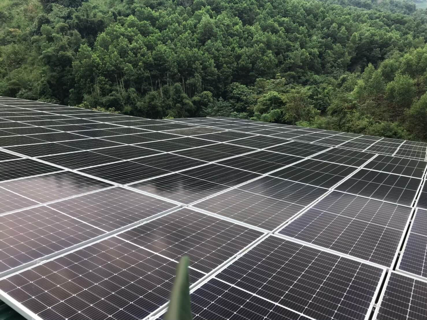 SOLAR PANEL Hoa Binh Project - NIINUMA
